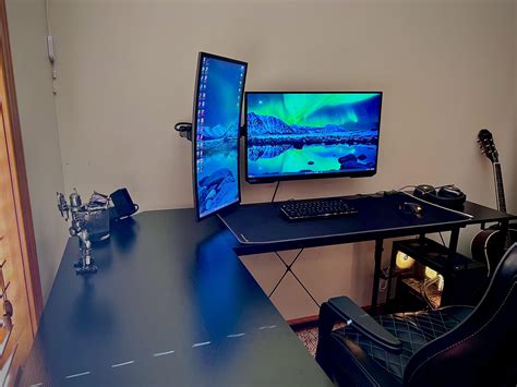 My Display Port Cable Is Too Short To Hide R Battlestations