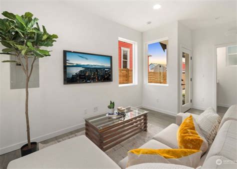 1141 Nw 59th St Unit B Seattle Wa 98107 Redfin