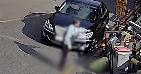 화재 현장에 등장한 ‘물 양동이cctv 봤더니 잇슈 키워드