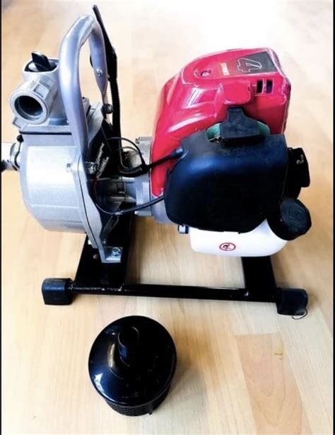 Бензинова Помпа 1 цол с 4 тактов двигател гр Асеновград • Olx Bg