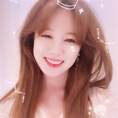 난 아들 둘이야 스님될것 같아 부처도 될것 같아 사리나올것 같아…… 잘때보면 짠해 그래서 울면서 엄마가 미안해 이래놓고 낼또 나 득음하고 있을껄 이젠 애들 타격없더라 엄마가