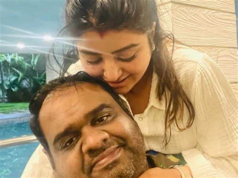 સાઉથની અભિનેત્રીના પતિ સાથેના ફોટો પર લોકોએ કરી ગંદી કોમેંટ્સ કોઈએ