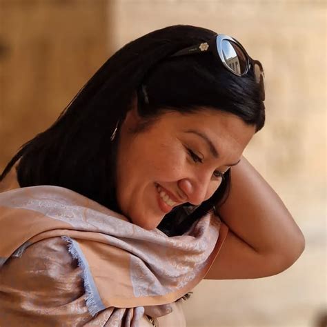 Думала что если начну разматывать клубок своих мыслей в Threads то их поток будет точно в