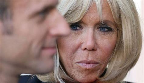 ماکرون رئیس جمهور فرانسه از همسرش سیلی خورد فیلم