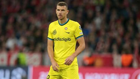 Inter Offers Dzeko A New Contract Game News 24