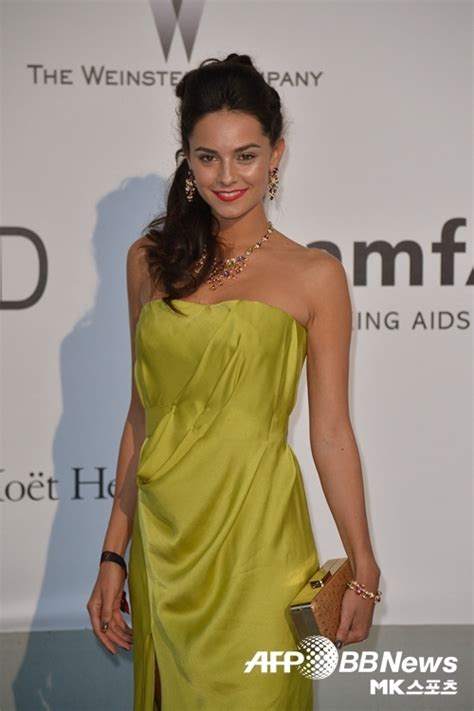 송중기와 결혼 엄마 되는 케이티 루이스 사운더스 누구 네이트 연예