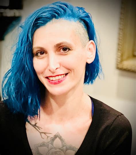 Check Out Natalie Josephs Story Voyage La Magazine La City Guide