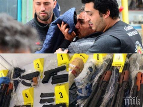 ШОК НА ГРАНИЦАТА Турските митничари спипаха българин превозвощ оръжие за цял взвод