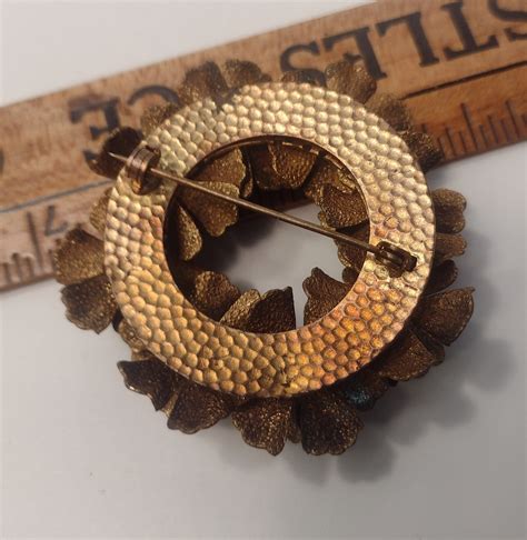 Early Pre 1940s Miriam Haskell Floral Brooch Gem