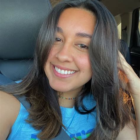 Danielle Nicole Danielle Nicolee Threads Say More