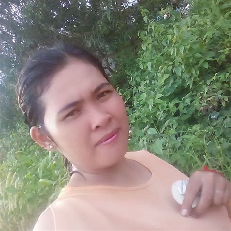 ស្រីទូច កាកា