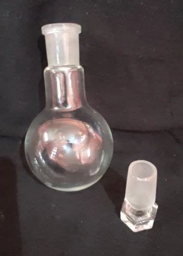 Glass 100ml Round Bottom Flask For Chemical Laboratory Size 70x40mm Hxd At ₹ 11 Piece In Ambala