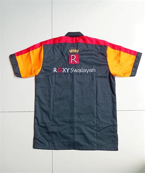 Indah Seragam Roxy Swalayan