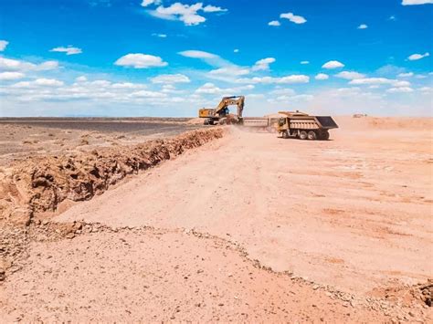 Шивээхүрэн Сэхэ боомтыг холбох төмөр замын бүтээн байгуулалт үргэлжилж байна