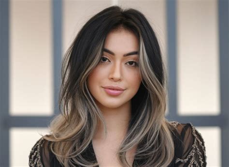15 Gorgeous Razor Haircuts For Women That Youll Absolutely Love