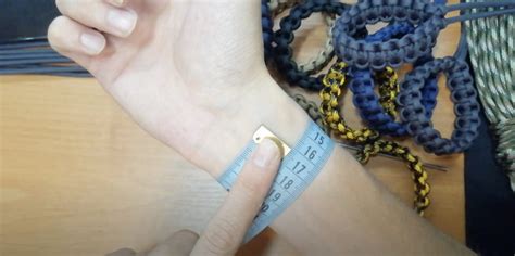 Как определить размер браслета — Лайфхакер