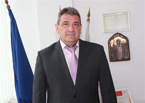 Направиха уникална операция на новородено с един бял дроб Lupa Bg