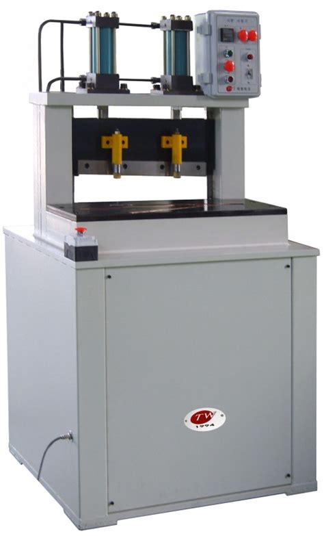 유압식 금속절단기 태원테크 태원테크