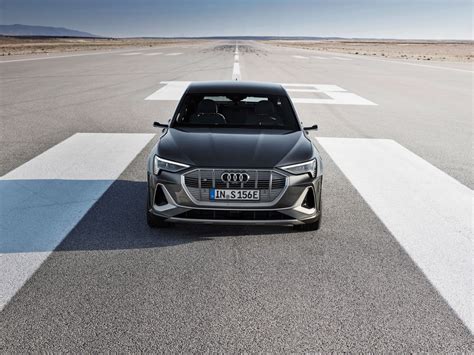 Worlds First ‘tri Motor Ev Title Goes To Audi E Tron S And E Tron S Sportback Autoevolution