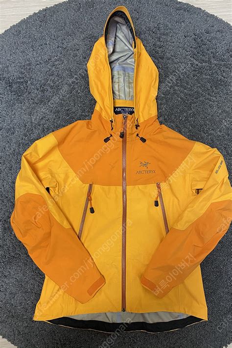 아크테릭스 고어텍스자켓 구형 우먼즈 L사이즈 티셔츠캐쥬얼의류 중고나라