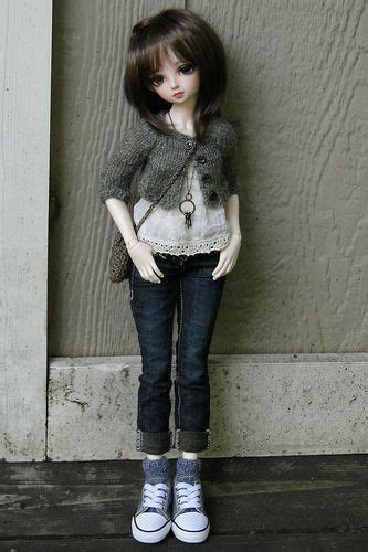 ปกพนโดย Giseli Rondão ใน escultura ตกตาแฟชน สไตลเสอผา ตกตาญปน