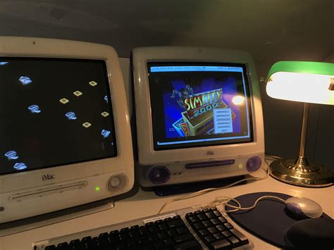 Imac G3 Gaming On A Sunday Night Vintageapple