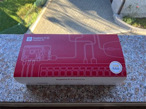 Raspberry Pi 4 Desktop Kit 8GB