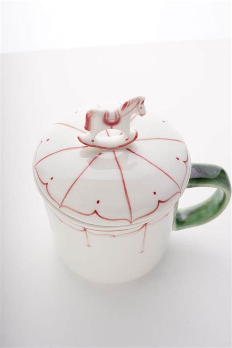 Чашка з кришкою Коник Art Hall Ceramics Ukraine Ceramics