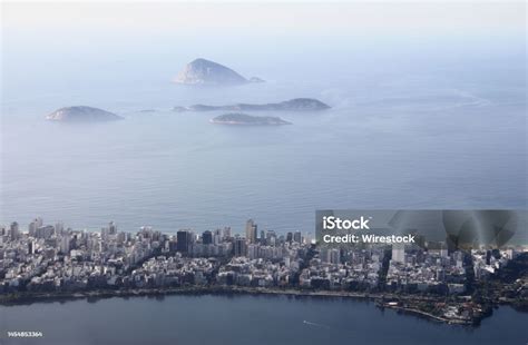 건물과 물로 둘러싸인 도시 풍경 리우데 자네이루의 공중보기 0명에 대한 스톡 사진 및 기타 이미지 0명 거리 건물 정면 Istock
