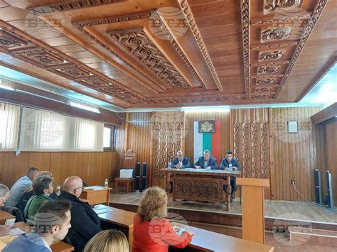 Общински съвет Сопот отново ще опита да избере свой председател Утро