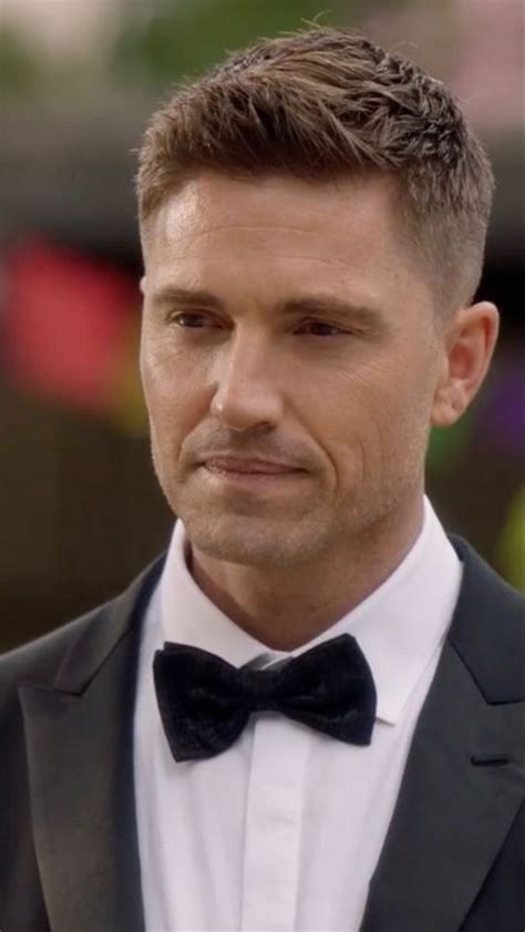 Eric Winters Playing As Tim Bradford In The Show The Rookie Fine Hair
