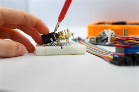 Premium Photo Beginner Get Started With Electronics By Creating Circuits Using A Solderless