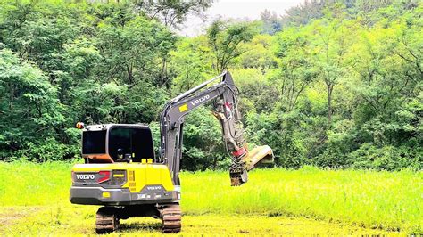 예초기작업 제초기작업 작업문의 010 5374 5664 예초작업 제초작업 아카시아 나무 파쇄기 굴삭기 예초기 판매 제초기 잔목
