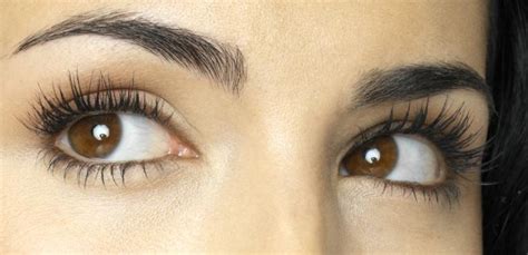 5 Ways To Curl Your Lashes Without An Eyelash Curler Lash Masterclass