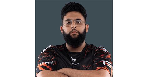 S3nsey Cs2 Settings Crosshair Sensitivity And Config 2025 Launch Options Video Mouse And Hardware