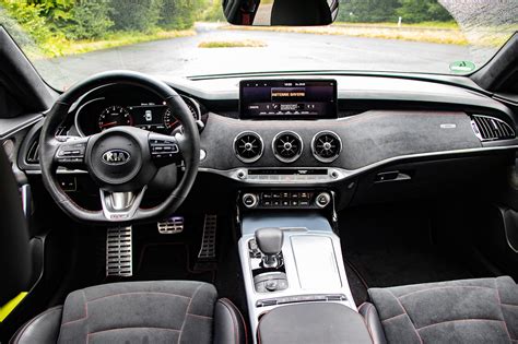 Kia Stinger Gt Infos Preise Alternativen Autoscout24