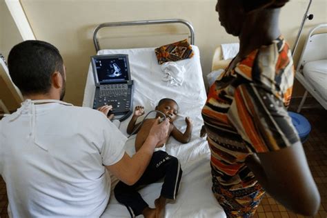 Aide Humanitaire Congo 90 Images Photos De Stock Objets 3d Et