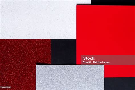 추상 배경 색 종이 텍스처 미니멀 한 배경입니다 그림자 휴일 배경 평지 상단보기와 빨간색 검은 색 실버의 최소한의 기하학적 모양과 라인 0명에 대한 스톡 사진 및 기타