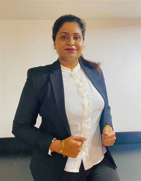 Sanduni Jeewanthika On Linkedin Be A Unique Girl🌸 ♥️