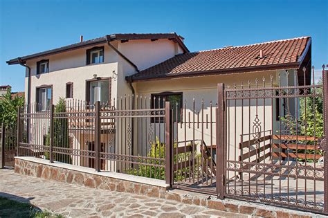 Къщата на художника Added A New Photo Къщата на художника