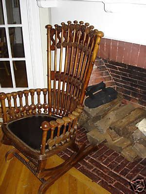 Antique Wooden Rockerglider 74798202