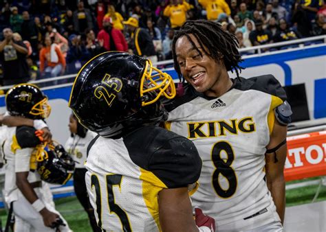 Detroit King Football Quarterback At Herman Dunlap Blog