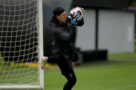 Cássio Se Prepara Para A 13ª Temporada Pelo Corinthians Veja Cássio Se Prepara Para A 13ª Temporada Pelo Corinthians Veja
