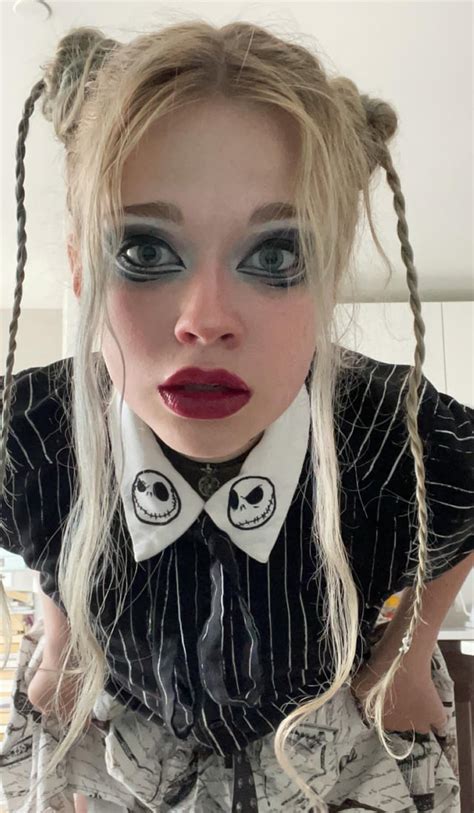 I Think This Is Kinda A Fun Picture Draw Me If You Want Rdrawme