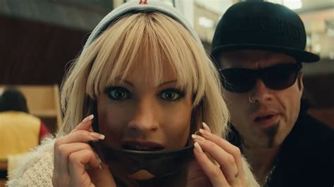 Pam And Tommy See New Trailer For Hulu Series About Sex Tape Scandal