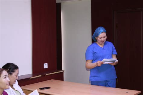 📌2023 06 15 ны өдөр Поликлиникийн тасгийн эрхлэгч Н Гойдбаяр тасгийн эмч сувилагч нарын дунд