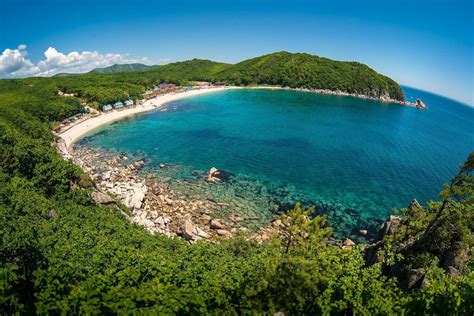 Бухта Окуневая в Триозерье Приморский край