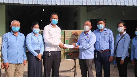 ឯកឧត្តម តូច ប៉ូលីវ៉ា អនុប្រធាន ស ស យ ក ខេត្ត