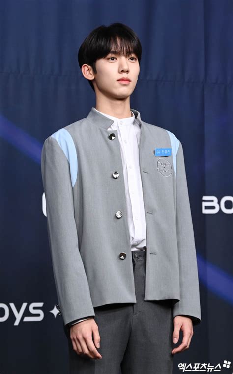 한유진 보이즈 플래닛 생존자 신고합니다[엑s Hd포토]