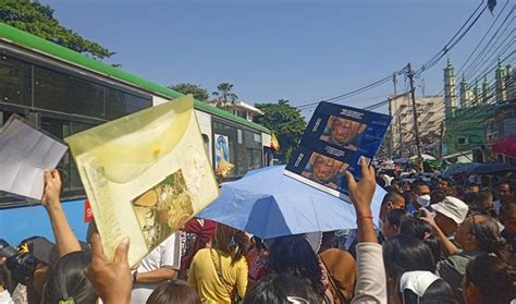 လွတ်လပ်ရေးနေ့ လွတ်ငြိမ်းခွင့်ဖြင့် အကျဉ်းသား ၉၆၅၂ ဦးလွှတ်ပေး၊ အင်းစိန်ထောင်မှ နိုင်ကျဉ်းအချို့ ပ